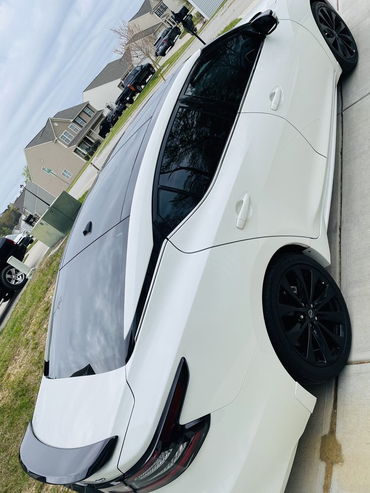 UNIQUE VISIONS - Updated September 2025 - 73 Photos - 622 W Main St ...