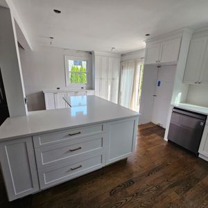 GREEN CONSTRUCTION COMPANY - Updated August 2025 - 675 Tower Ln, West ...