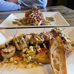 STASH BOX - Updated May 2025 - 44 Photos & 27 Reviews - 866 Elm St ...