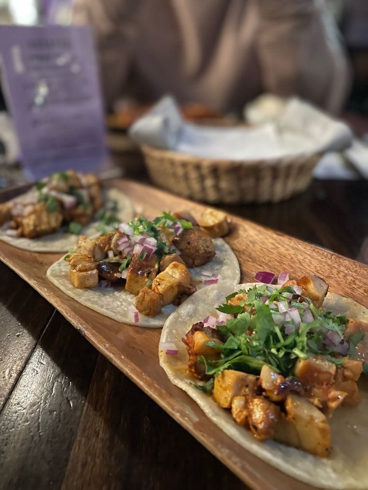 LUCHA CARTEL - Updated June 2024 - 572 Photos & 605 Reviews - 207 ...