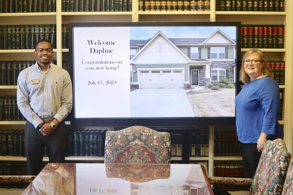 WILLIAM MANGLE REAL ESTATE - 433 SE Main St, Simpsonville, South ...