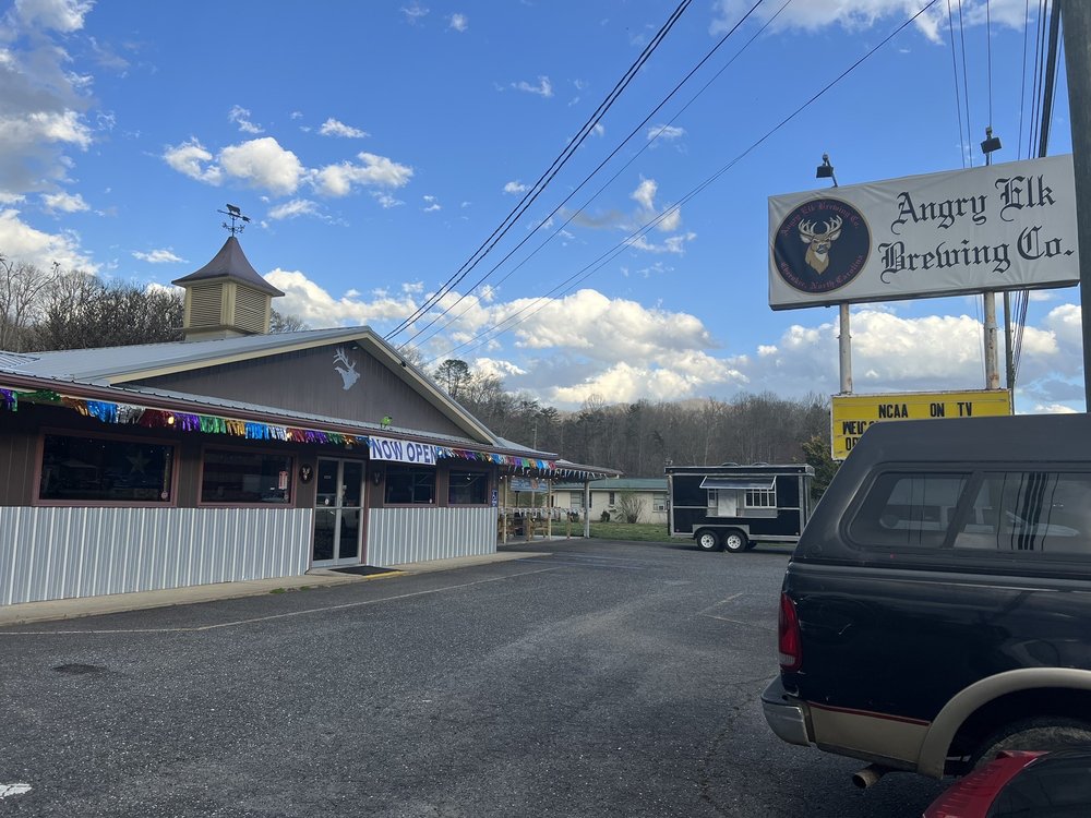 ANGRY ELK BREWING - 3312 US-441, Whittier, North Carolina - Food Trucks ...