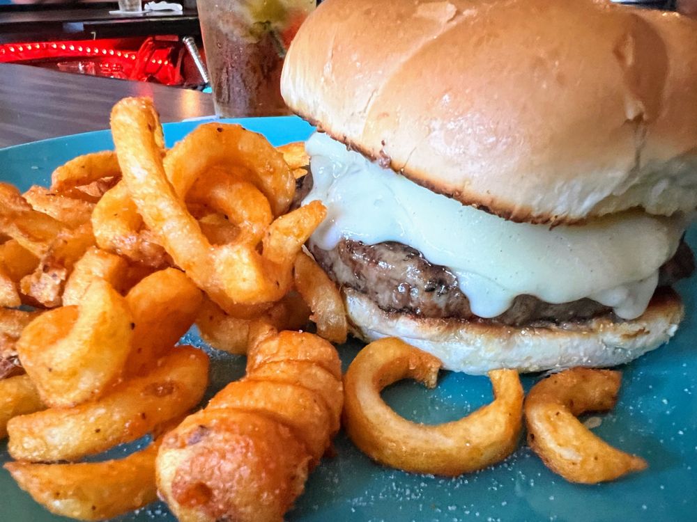 KAMPS BAR & GRILL - Updated January 2026 - 16 Photos & 10 Reviews - 303 ...