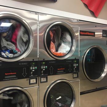 LAUNDRY & TAN CONNECTION - Updated October 2025 - 16 Photos & 19 ...
