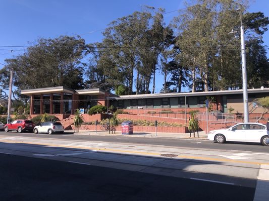 PARKSIDE BRANCH LIBRARY - Updated December 2025 - 48 Photos & 40 ...