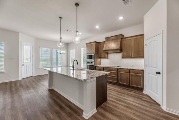 JOSH SELLS NORTH TEXAS - Updated May 2026 - 35 Photos - Corinth, Texas ...