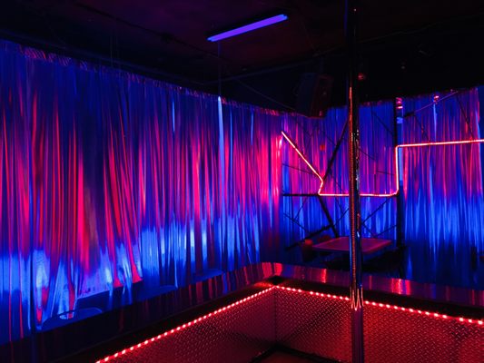 DV8 LOUNGE - Updated January 2026 - 14 Photos & 76 Reviews - 5021 SE ...