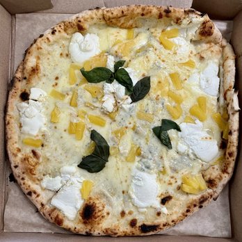 PIACERE WOOD FIRED PIZZA - Updated January 2026 - 204 Photos & 139 ...