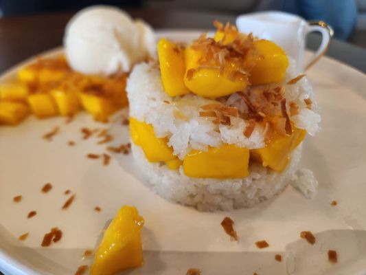 MANGO MANGO DESSERT - Updated July 2024 - 118 Photos & 49 Reviews ...