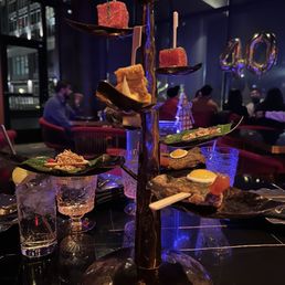 MAKIIN - Updated July 2025 - 1150 Photos & 258 Reviews - 2651 Kipling ...