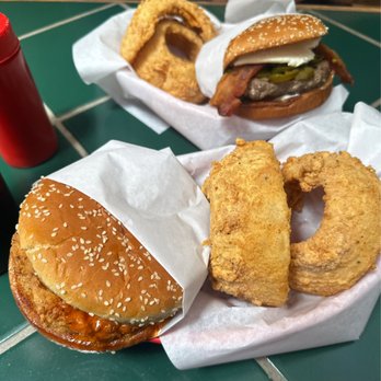 GRINS RESTAURANT - Updated May 2024 - 224 Photos & 330 Reviews - 802 N ...