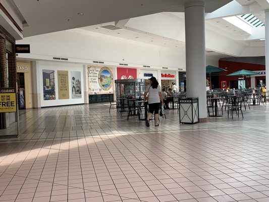 WILTON MALL - 79 Photos & 22 Reviews - 3065 Route 50, Saratoga Springs ...