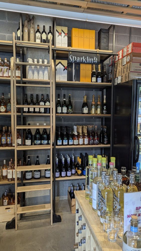 OFF THE ROX WINE & BEER - Updated December 2025 - 26 Photos & 28 ...