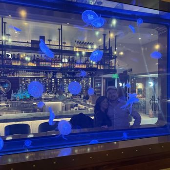 HURRICA RESTAURANT & BAR - Updated December 2024 - 758 Photos & 283 ...