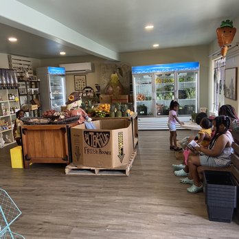 FRESH HOUWSE GROCERY - Updated July 2025 - 56 Photos & 10 Reviews ...