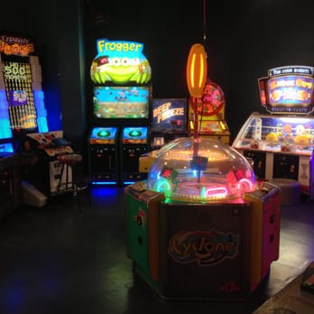 CHQ ENTERTAINMENT - Updated December 2025 - 24 Photos & 41 Reviews ...