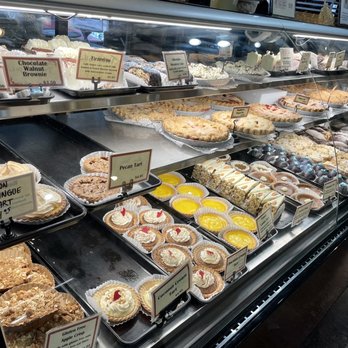 THE VERMONT COUNTRY DELI - Updated May 2024 - 227 Photos & 271 Reviews ...