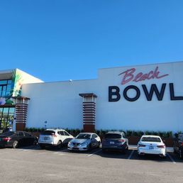 BEACH BOWL - Updated July 2025 - 220 Photos & 134 Reviews - 818 Beach ...