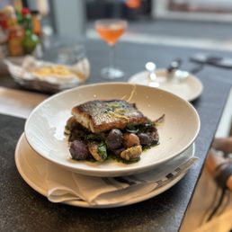 ROW 34 - CAMBRIDGE - Updated April 2025 - 196 Photos & 91 Reviews - 314 ...