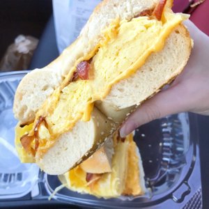 FLAKOWITZ BAGEL INN - 173 Photos & 229 Reviews - Bagels - 1999 N ...