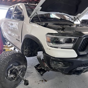 GENUINE CUSTOMS & COLLISION CENTER - Updated January 2025 - 276 Photos ...