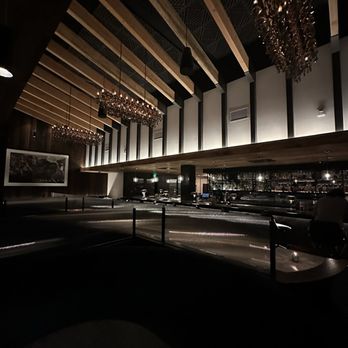 SLOPE ROOM - Updated March 2025 - 274 Photos & 135 Reviews - 352 E ...