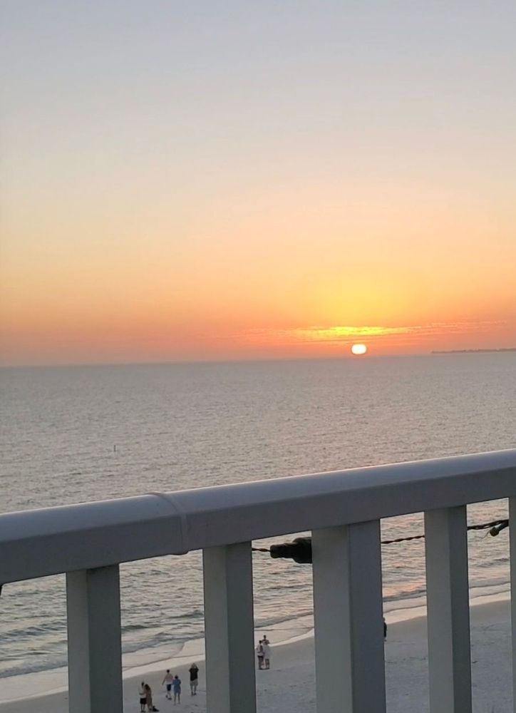 Sun Deck At Lani Kai, Fort Myers Beach | Roadtrippers