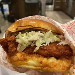 CLUCK KITCHEN - Updated July 2025 - 747 Photos & 693 Reviews - 17915 ...