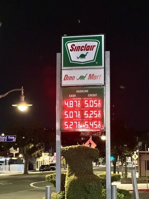 SINCLAIR DINO MART GAS STATION - Updated October 2025 - 14 Reviews ...