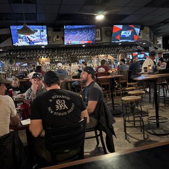 TRIDENT GRILL - Updated July 2025 - 340 Photos & 483 Reviews - 2033 E ...