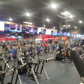 CRUNCH FITNESS - SUNRISE - Updated November 2025 - 72 Photos & 23 ...