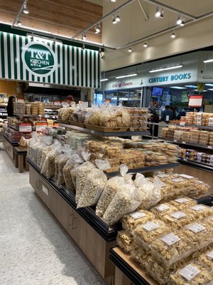 T&T SUPERMARKET - Updated April 2024 - 120 Photos & 24 Reviews - 101T ...