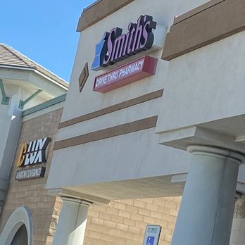SMITH’S - Updated December 2025 - 265 Photos & 207 Reviews - 750 S ...