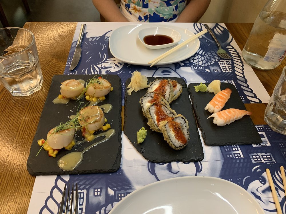 SEA ME - 351 Photos & 150 Reviews - R. do Loreto, Côte-d'Or, Lisboa ...