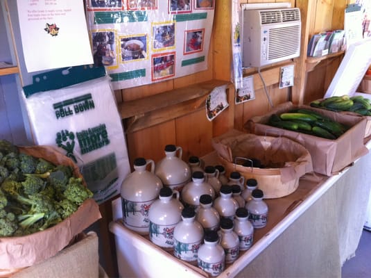 MAINSTONE FARM STAND - Updated December 2025 - 103 Old Connecticut Path ...