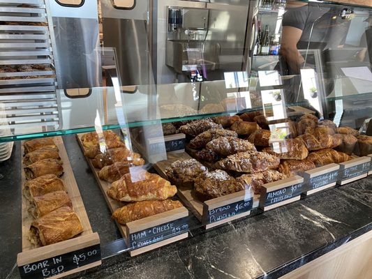 PASCALINE FRENCH BISTRO & PATISSERIE - 32 Photos & 23 Reviews - 1023 ...