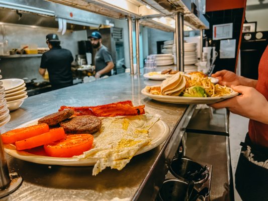 THE DINER - Updated October 2025 - 238 Photos & 326 Reviews - 7924 S ...