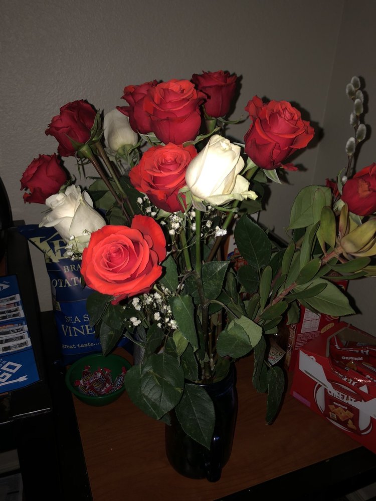 MEXICAN PAPER FLOWERS - Updated November 2024 - 1470 W St Mary's Rd ...