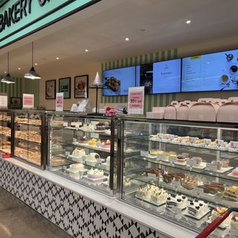 L’AMI BAKERY & CAFE - Updated May 2025 - 38 Photos & 12 Reviews - 48-18 ...