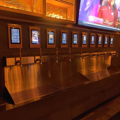 TAP N ASH SOCIAL CLUB - 64 Photos & 35 Reviews - 1606 South Commerce St ...