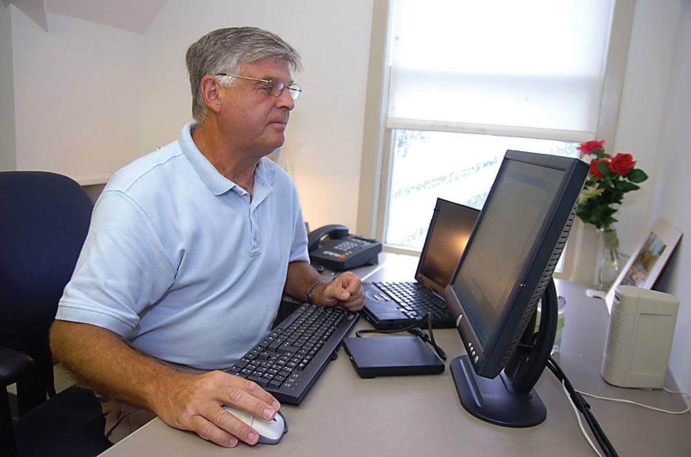 CUSTOM COMPUTER SOLUTIONS - MOBILE ON-SITE REPAIR - Updated May 2024 ...