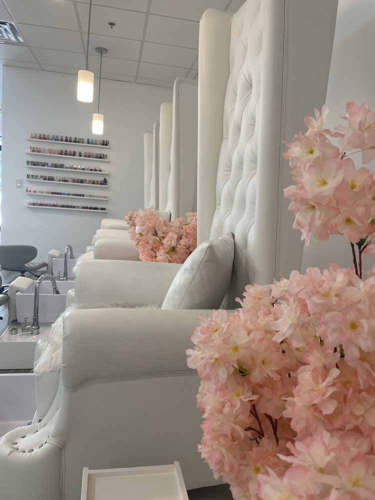 SAMI NAILS SPA - 11 Photos & 10 Reviews - 8921 W Oakland Park Blvd ...