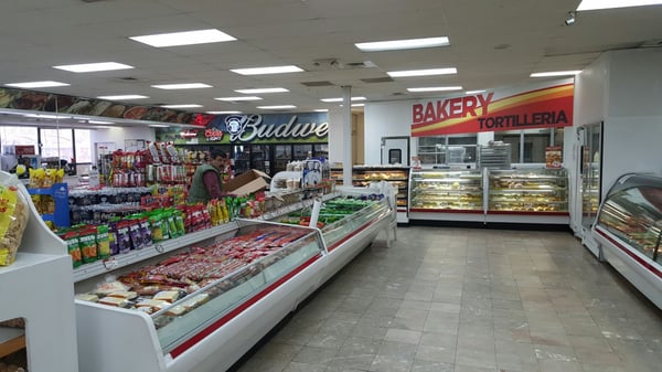VALLEY SUPERMARKET - Updated December 2025 - 13 Photos & 21 Reviews ...