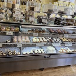 BILLY’S BAKERY - Updated July 2025 - 668 Photos & 1359 Reviews - 184 ...