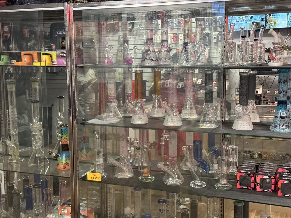 VAPOR OUTLET - Updated October 2025 - 43 Photos & 14 Reviews - 103 ...