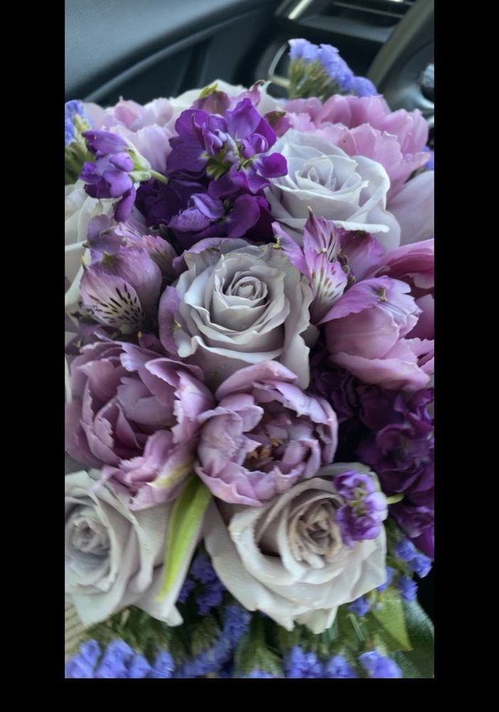 CELESTES FLOWERS - 14 Photos & 20 Reviews - 1104 Crowslanding Rd ...