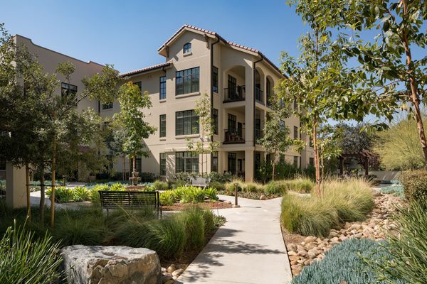 MONTECEDRO - Updated May 2026 - 14 Photos - 2212 El Molino Ave ...