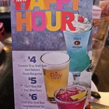 RED ROBIN GOURMET BURGERS AND BREWS - Updated November 2024 - 340 ...