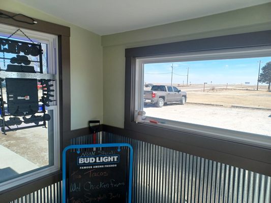 ROAD RUNNER BAR AND GRILL - Updated March 2025 - 24 Photos - 705 ...