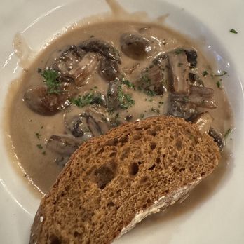 TWO BRIDGES PUB & EATERY - Updated October 2025 - 52 Photos & 32 ...